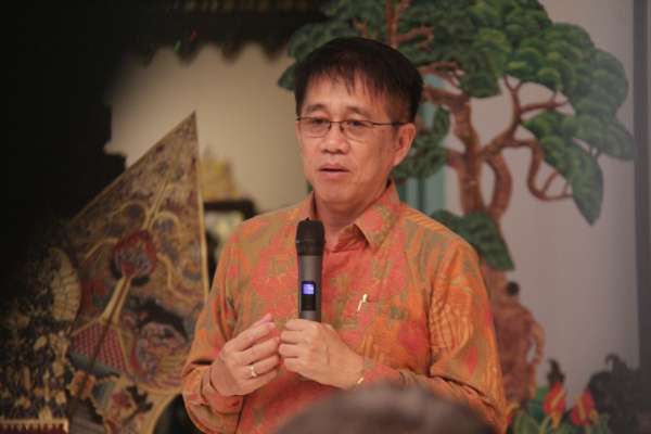 Prof. Ir. Joniarto Parung, MMBAT, Ph.D. - Museum Gubug Wayang